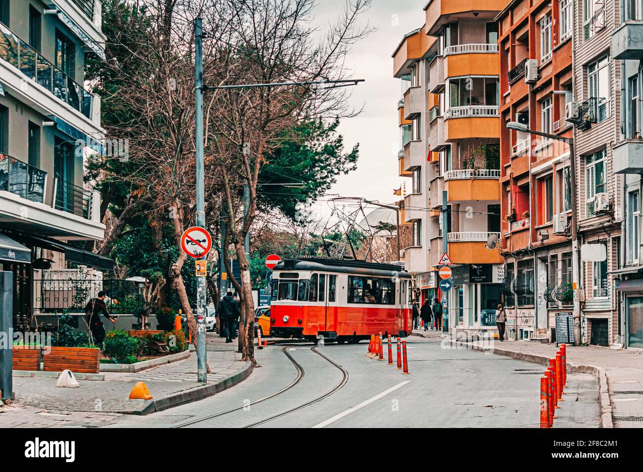 Middle eastern neighborhood hi-res stock photography and images - Alamy