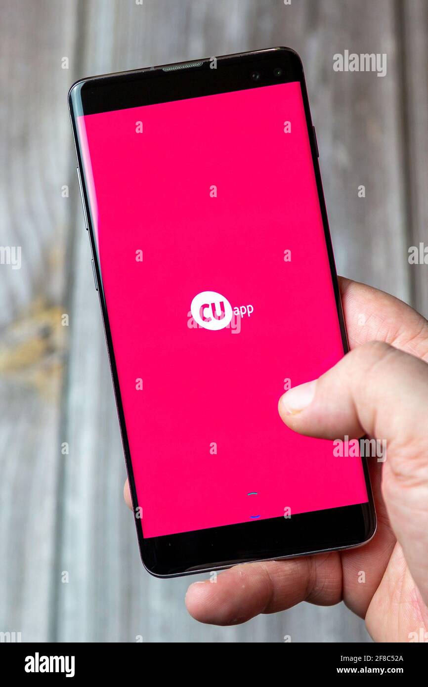 Gadget banking hi-res stock photography and images - Alamy