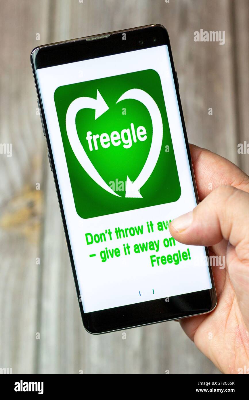 Freegle mobile phone hi-res stock photography and images - Alamy