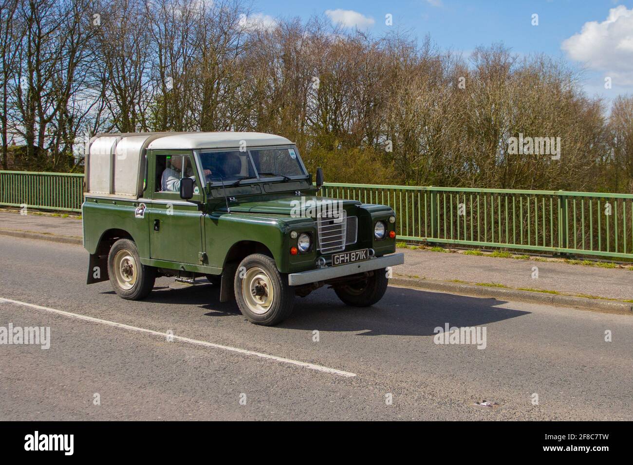 Autoblog Land Rover Pick Up