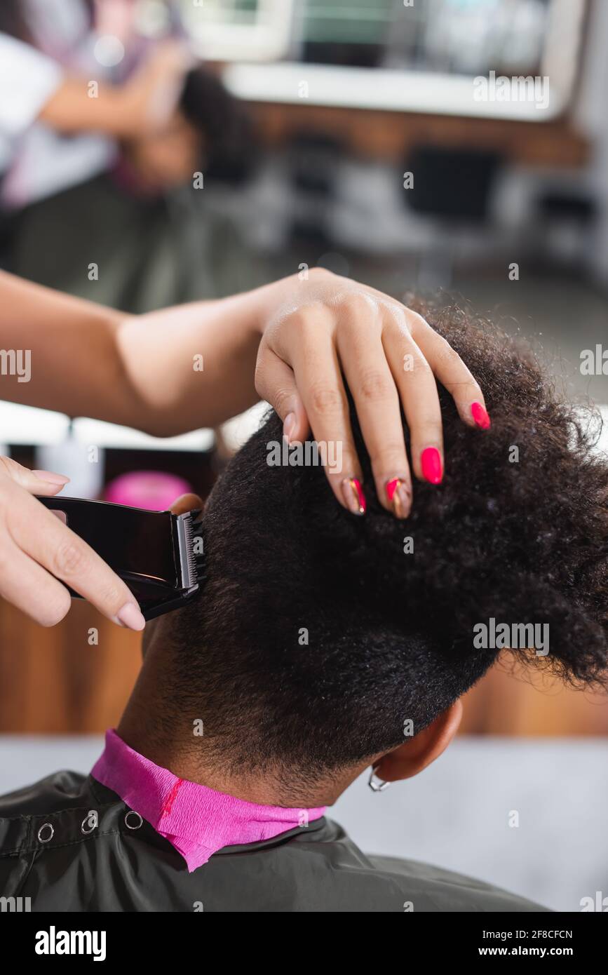 African hairdresser salon hi-res stock photography and images - Alamy