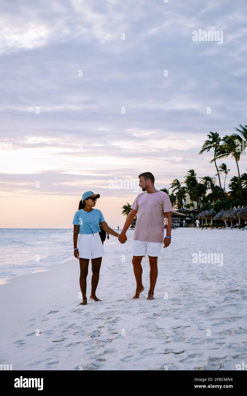 Sunset Aruba at Divi beach, colorful sunset at the beach in Aruba ...