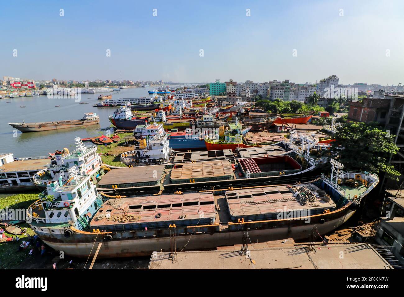 Buriganga river, Dhaka, Bangladesh : The Buriganga River is always busy ...