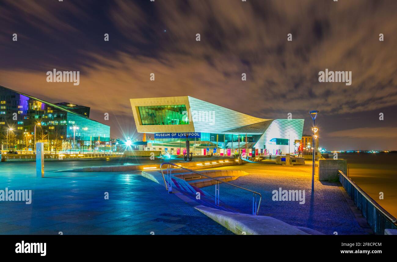 Night view of the museum of Liverpool, England Stock Photo - Alamy
