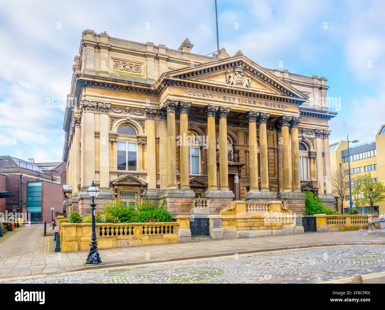 County hall gallery entrance hi-res stock photography and images - Alamy