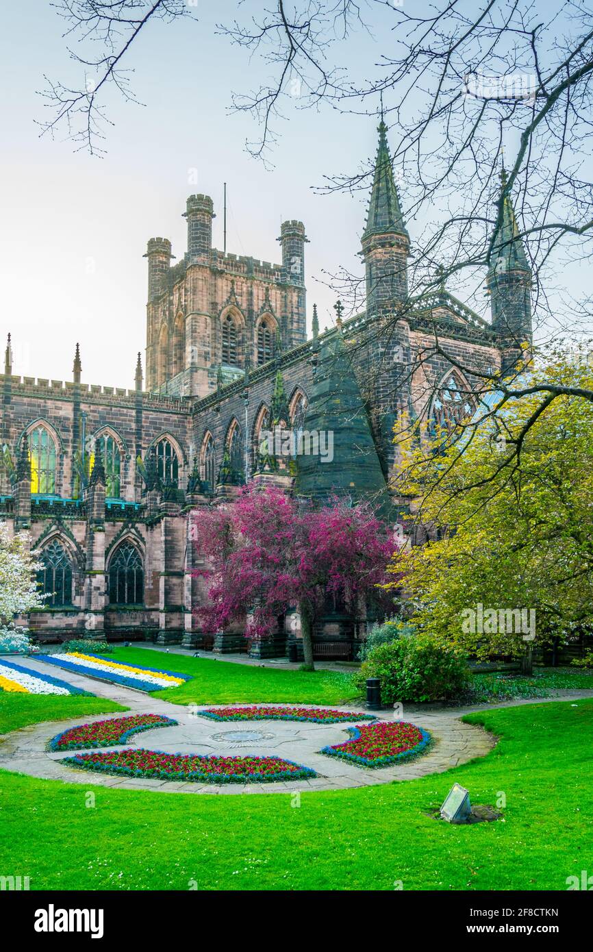 Chester cathedral exterior hi-res stock photography and images - Alamy