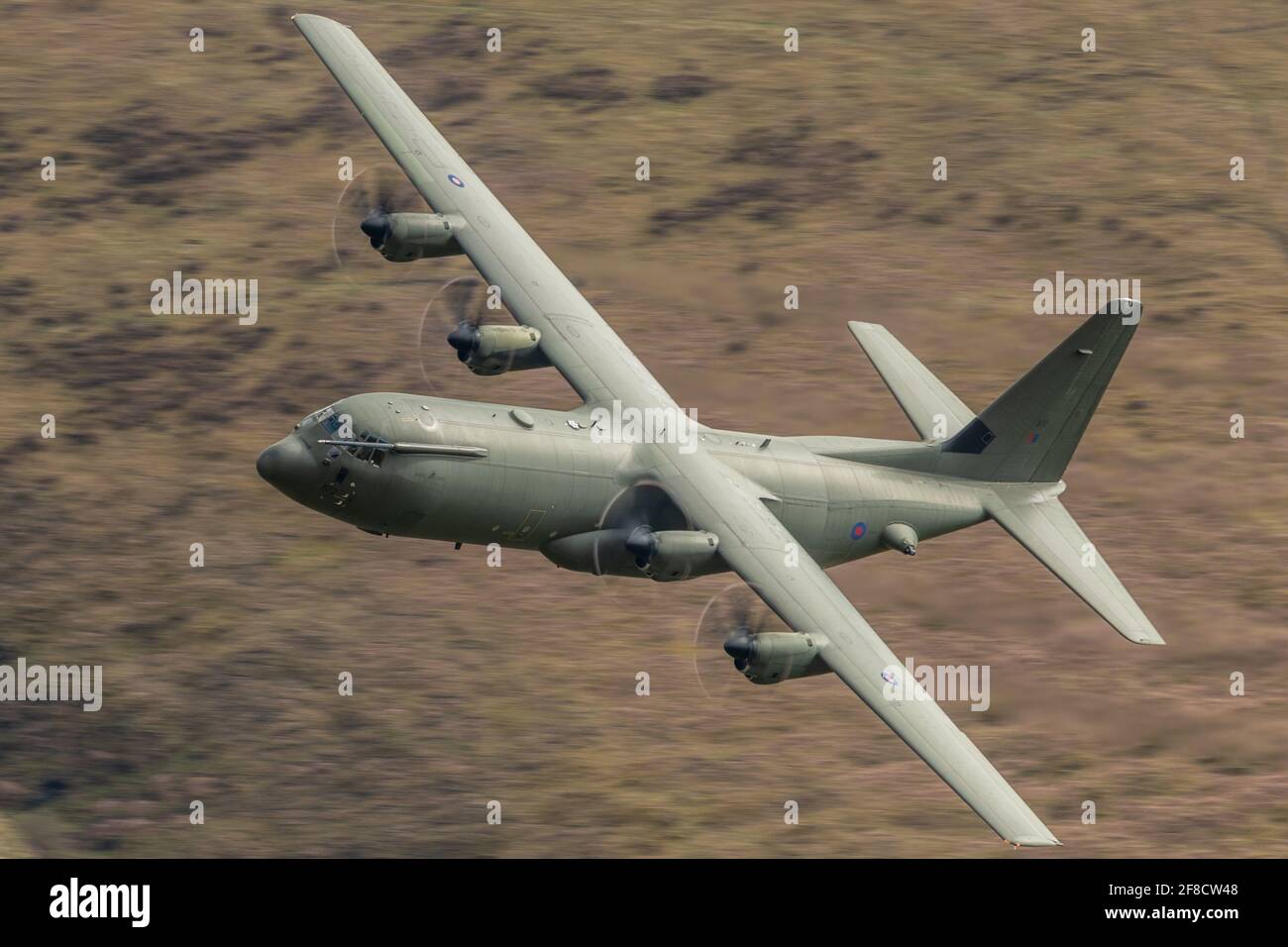 Hercules, low level Mach loop Stock Photo - Alamy