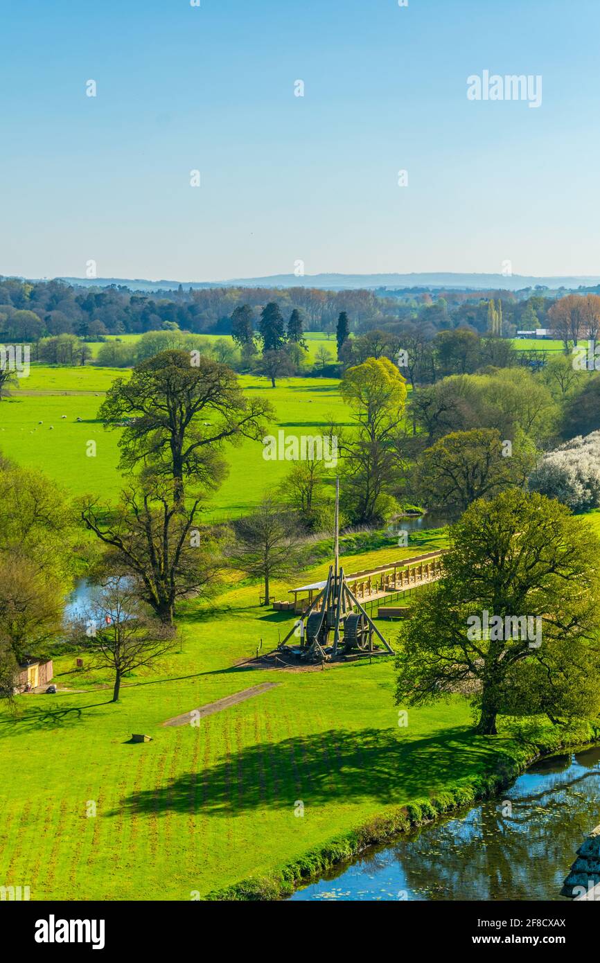 Trebuchet in the warwick castle, England Stock Photo - Alamy