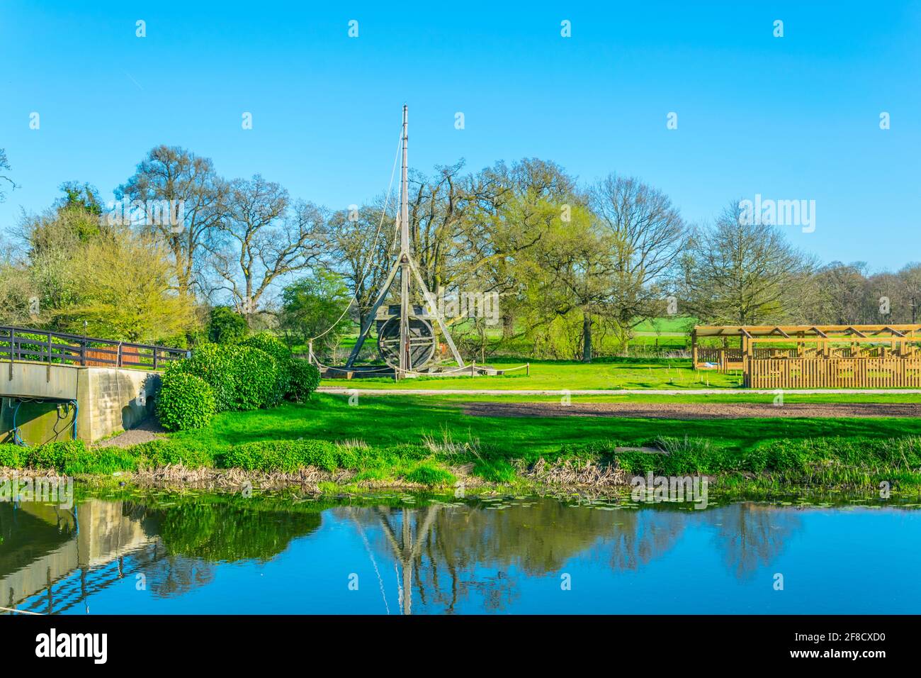 Trebuchet in the warwick castle, England Stock Photo - Alamy