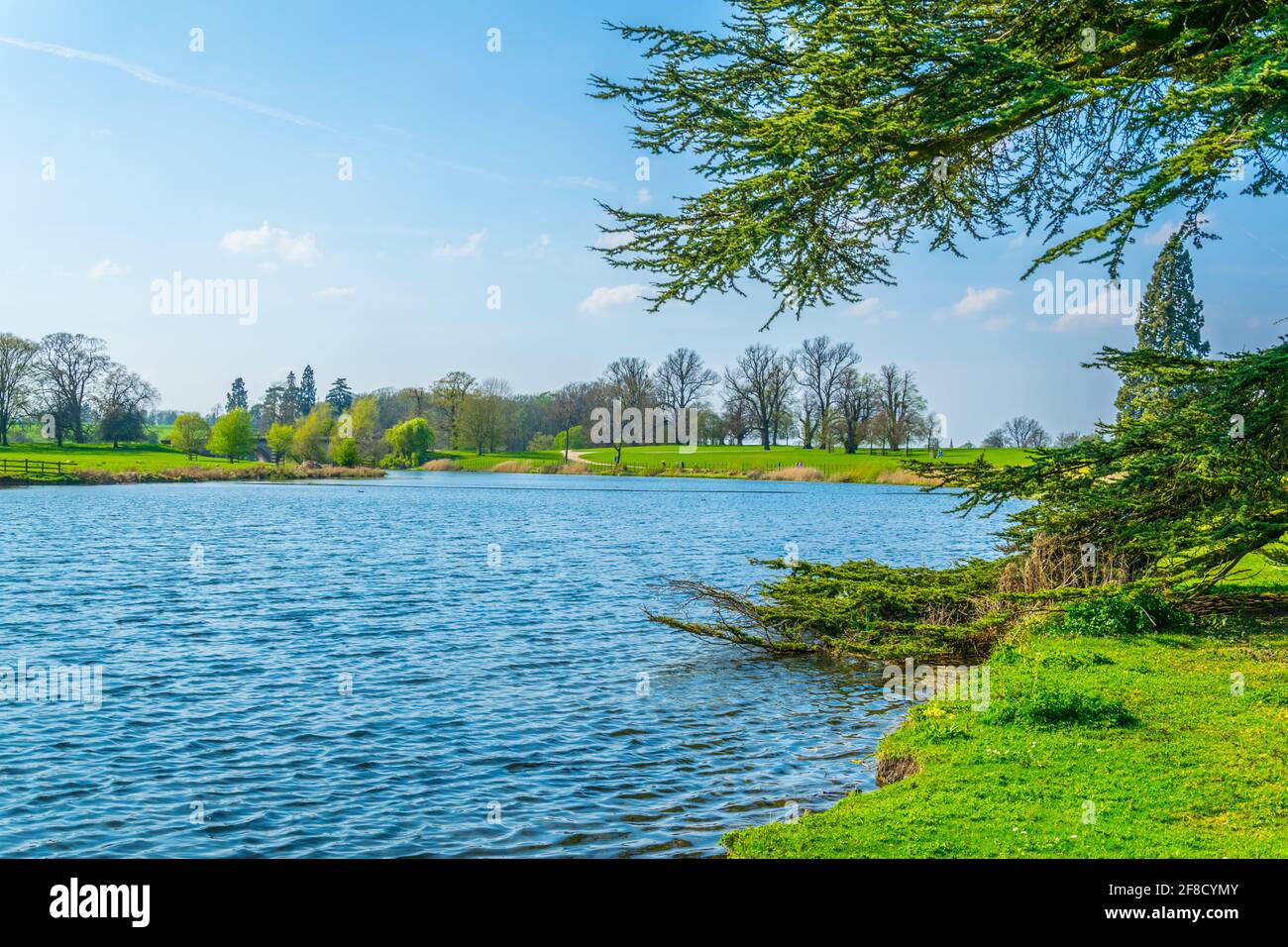 Pond in the Burghley house estate near Stamford, England Stock Photo ...