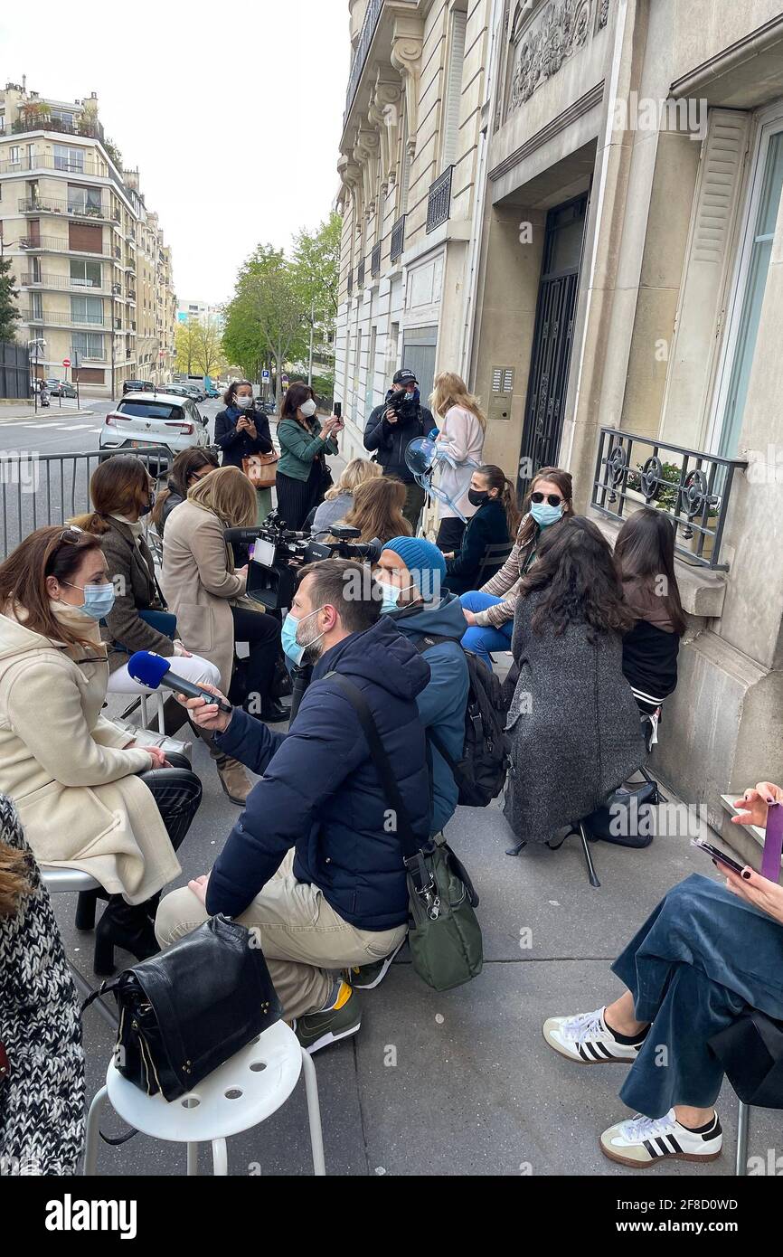French women protest with chairs facing the Turkish embassy, after ...