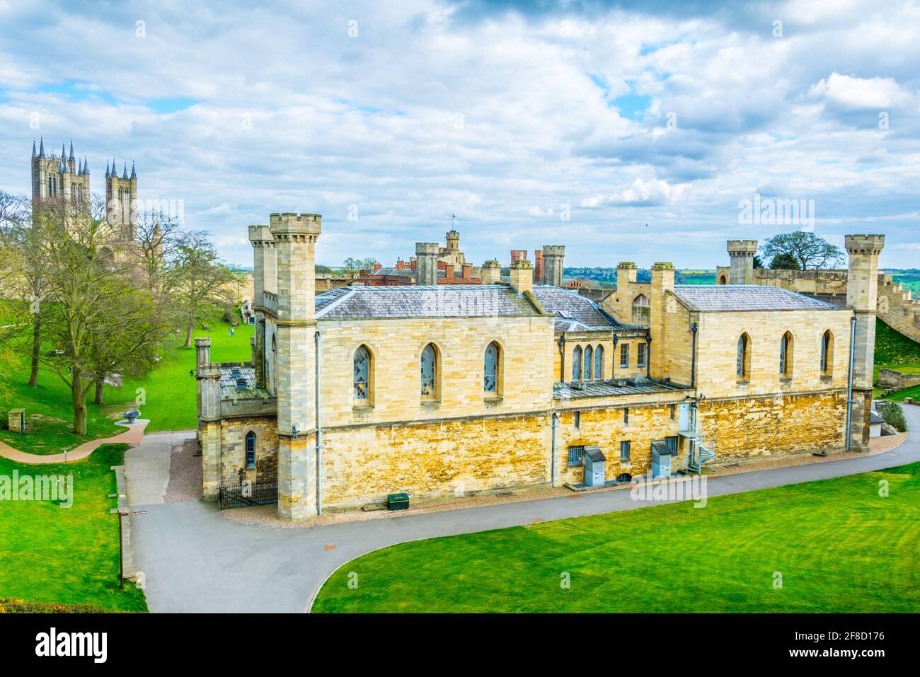 Courtyard of the lincoln castle, England Stock Photo - Alamy