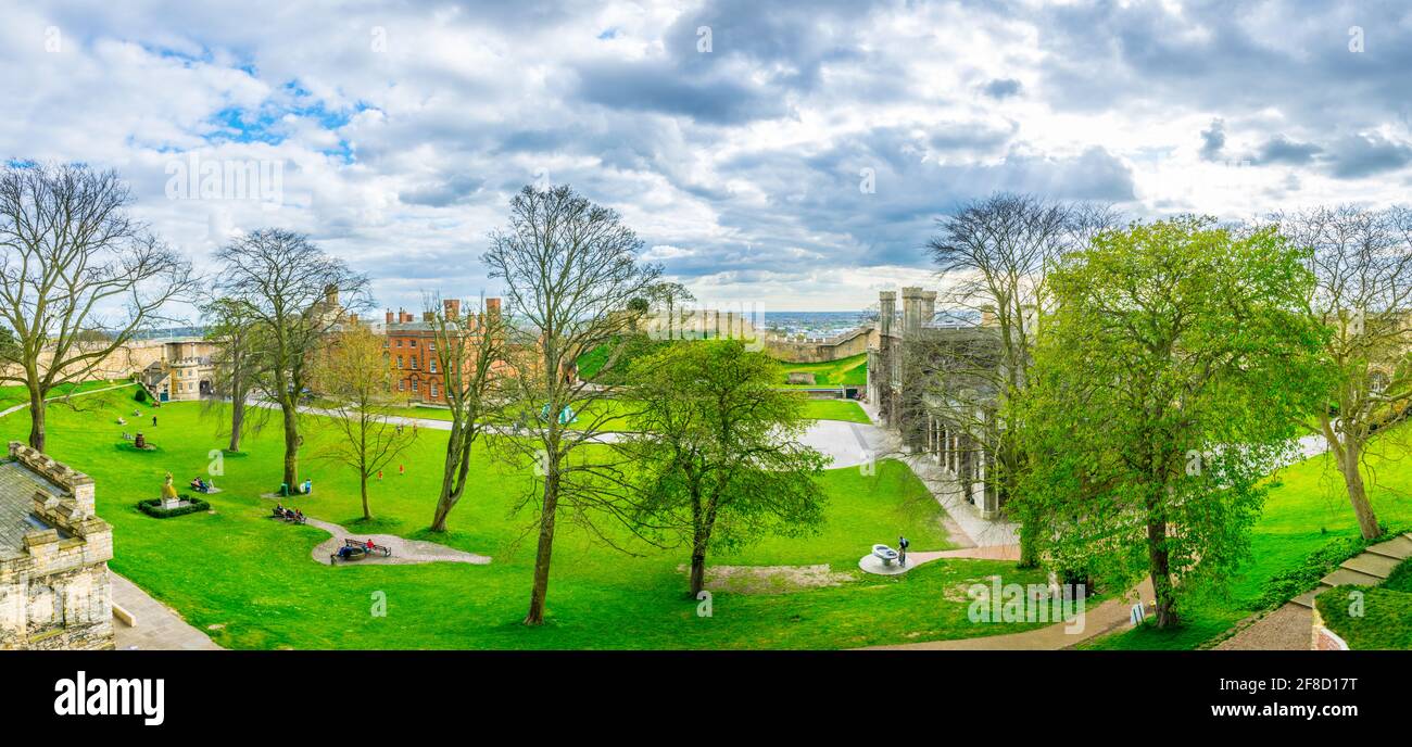 Courtyard of the lincoln castle, England Stock Photo - Alamy