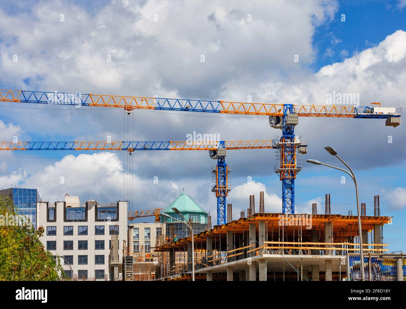 Construction of a multi-storey building using the modern method of ...