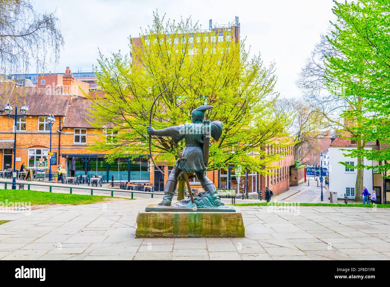 Statue of Robin Hood in Nottingham, England Stock Photo - Alamy