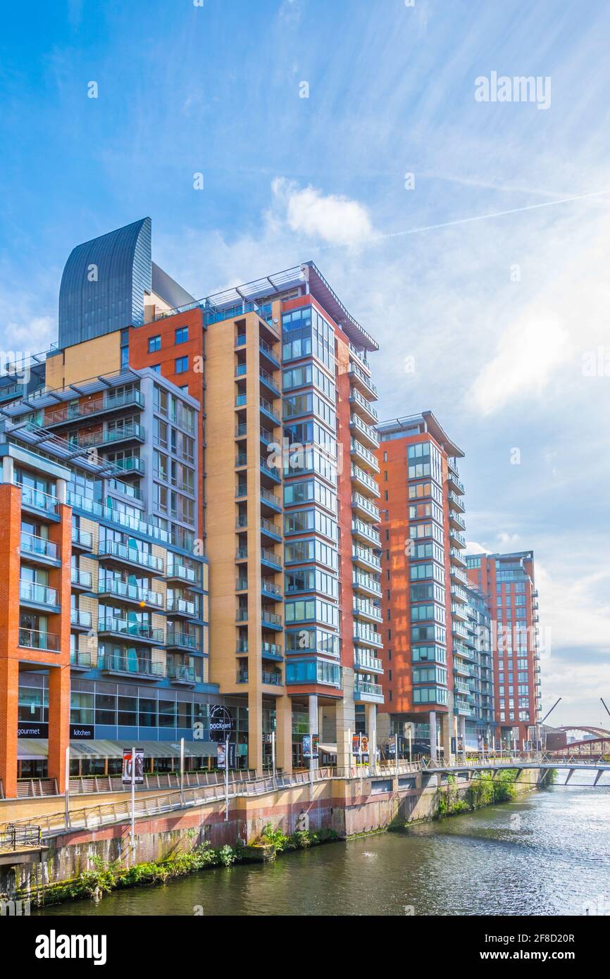 River irwell bridge reflection hi-res stock photography and images - Alamy