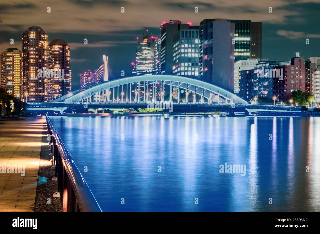Beautiful bridge on sumida river hi-res stock photography and images ...
