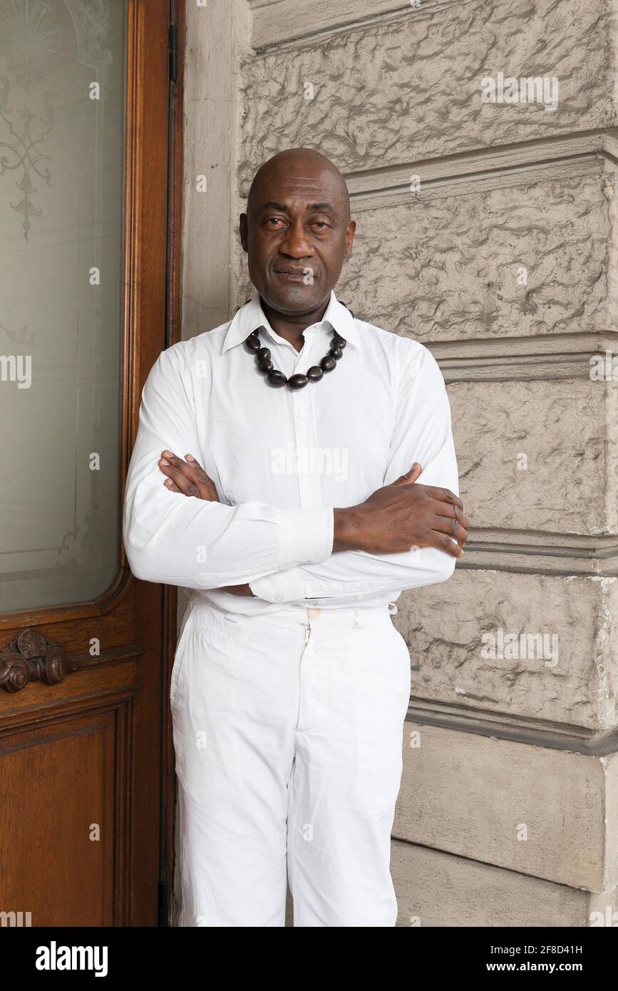 Choreographer and dancer, Ismael Ivo in Vienna outside the Volkstheater ...