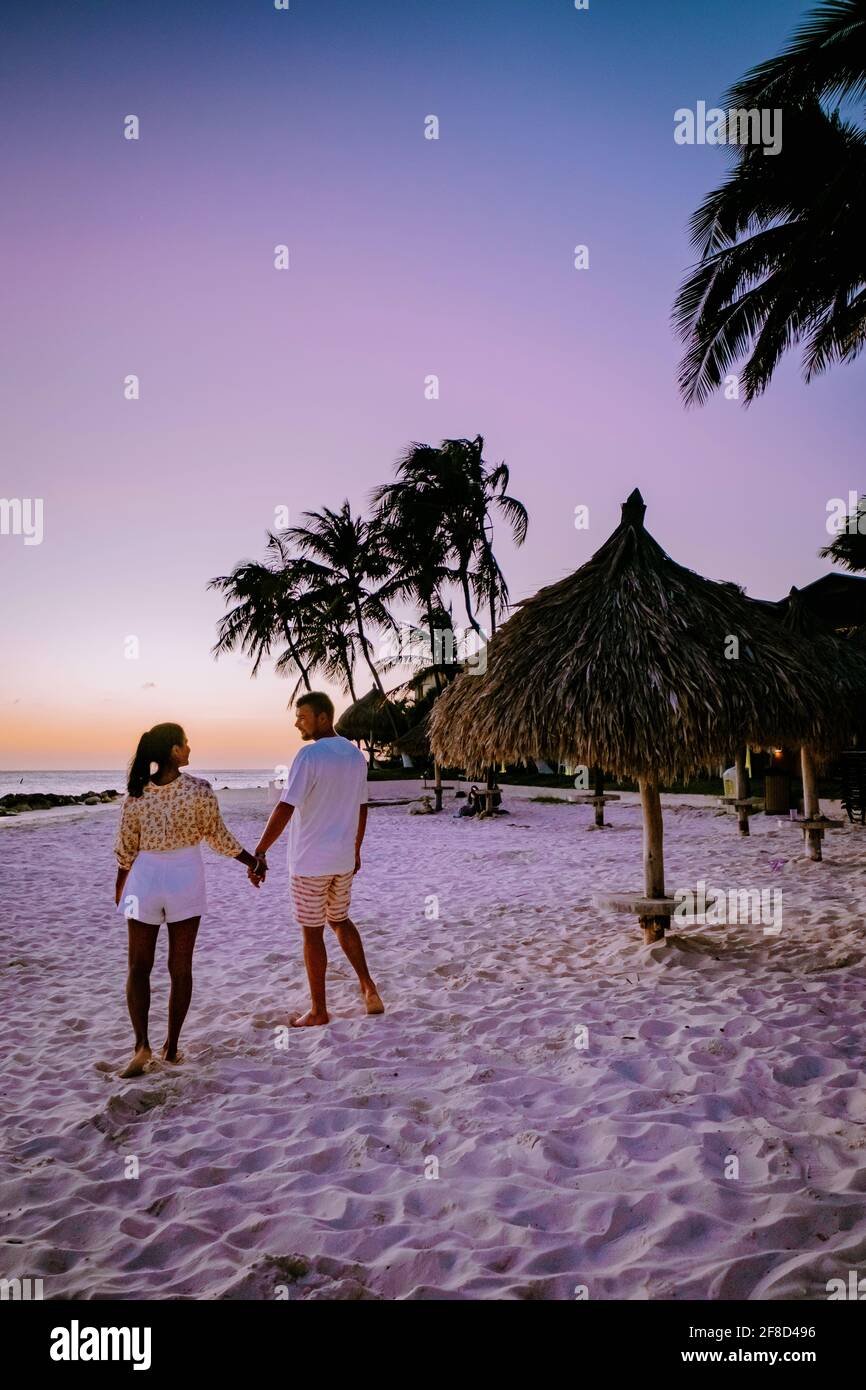 Sunset Aruba at Divi beach, colorful sunset at the beach in Aruba ...