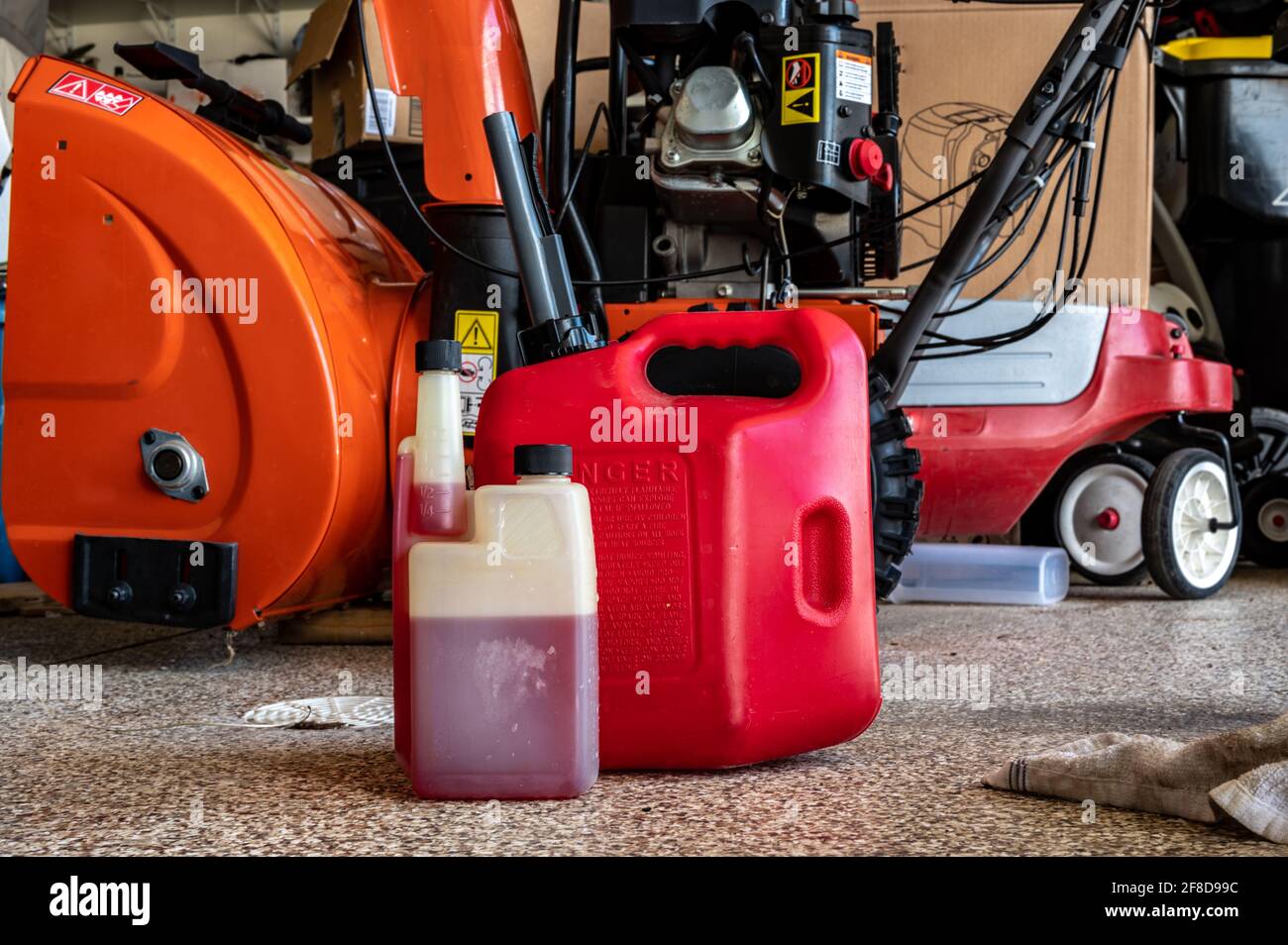 Gas storage solution hi-res stock photography and images - Alamy