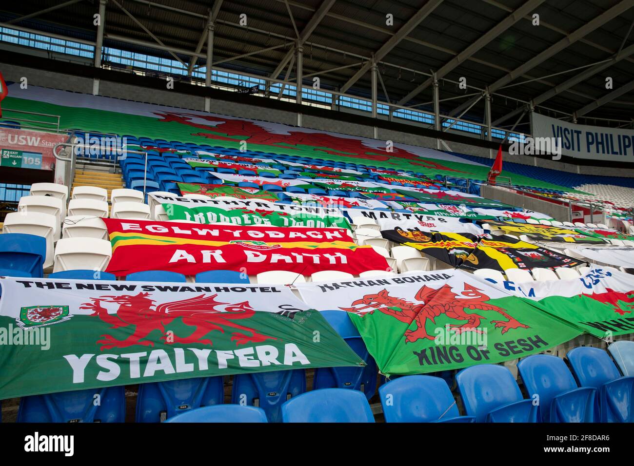 International flags and wales hi-res stock photography and images - Alamy