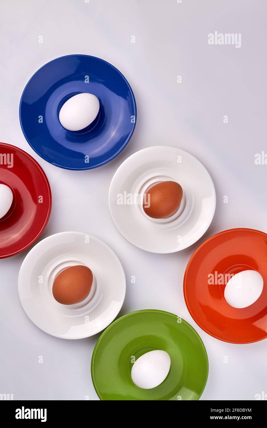 Several boiled chicken eggs hi-res stock photography and images - Alamy