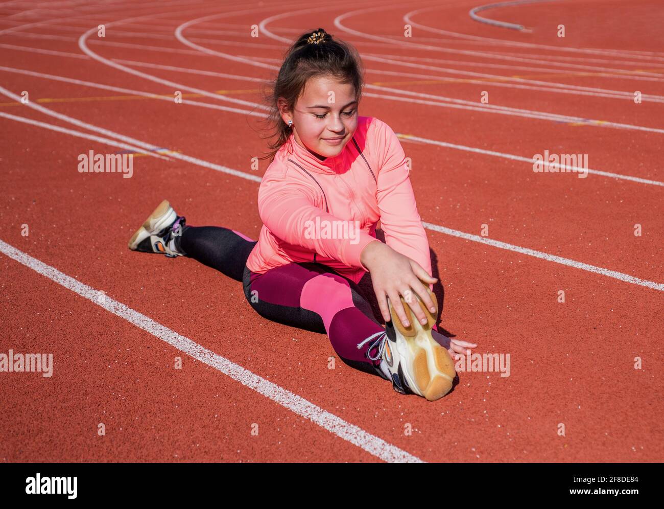 Splits exercise routine. Flexible kid do splits. Leg stretch ...