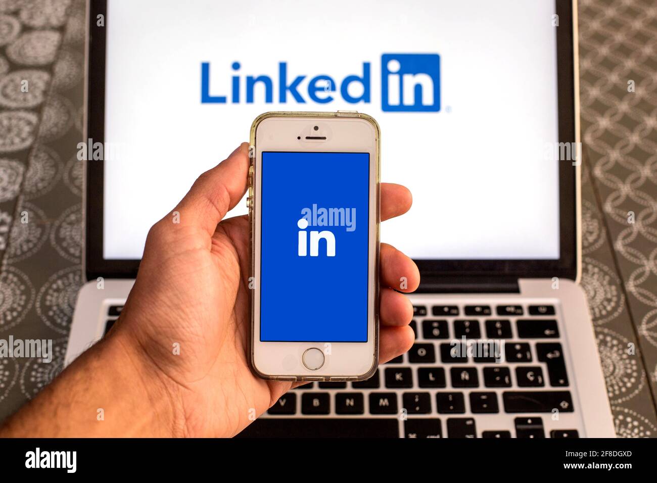 Linkedin background photo hi-res stock photography and images - Alamy