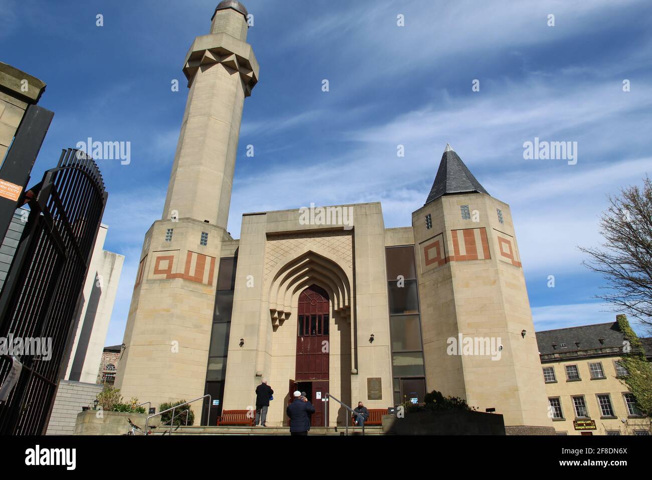 Mosque edinburgh hi-res stock photography and images - Alamy