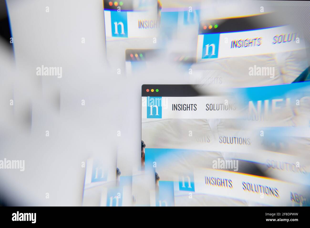 Nielsen logo hi-res stock photography and images - Alamy