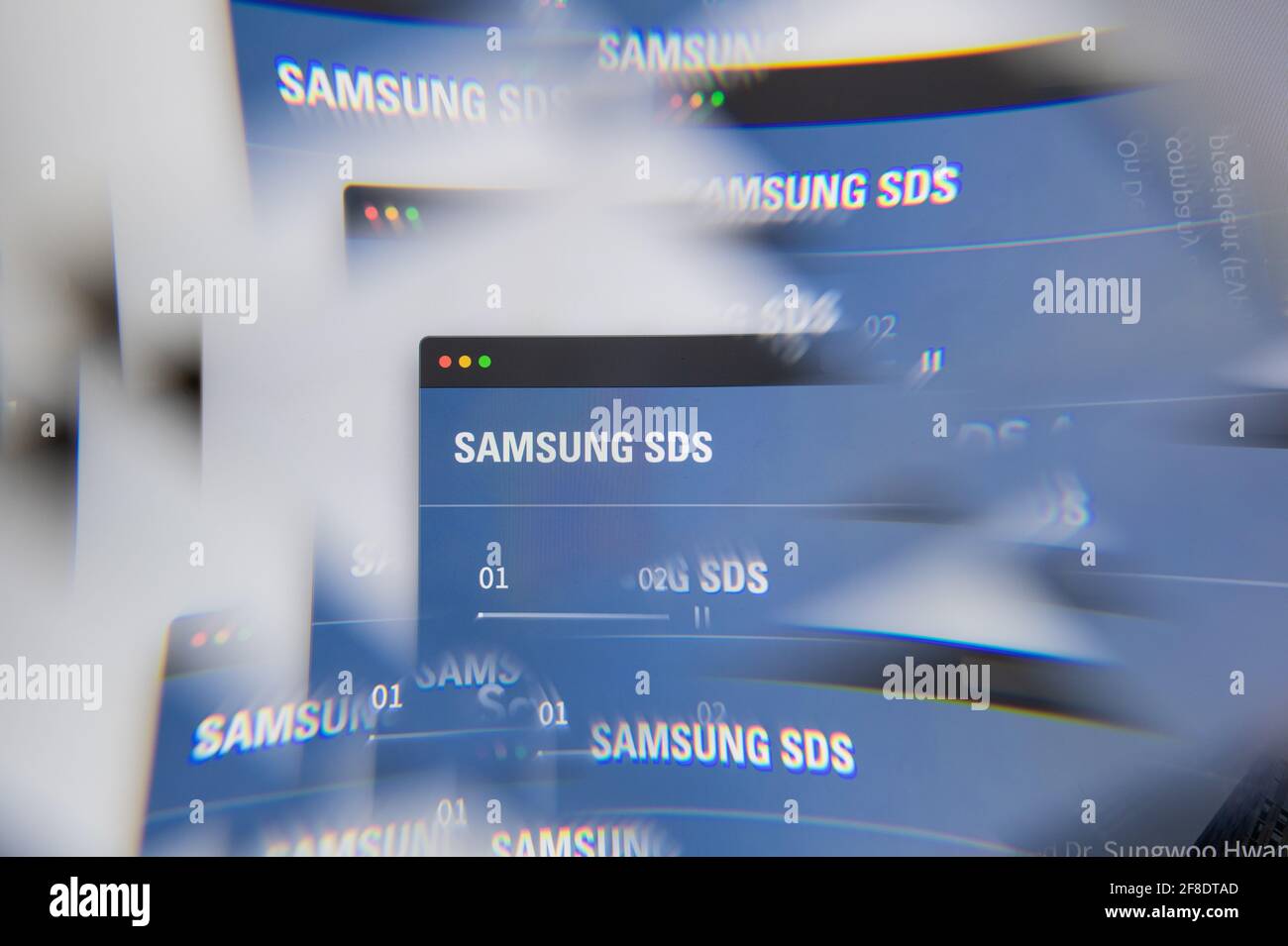 Samsung banner hi-res stock photography and images - Alamy