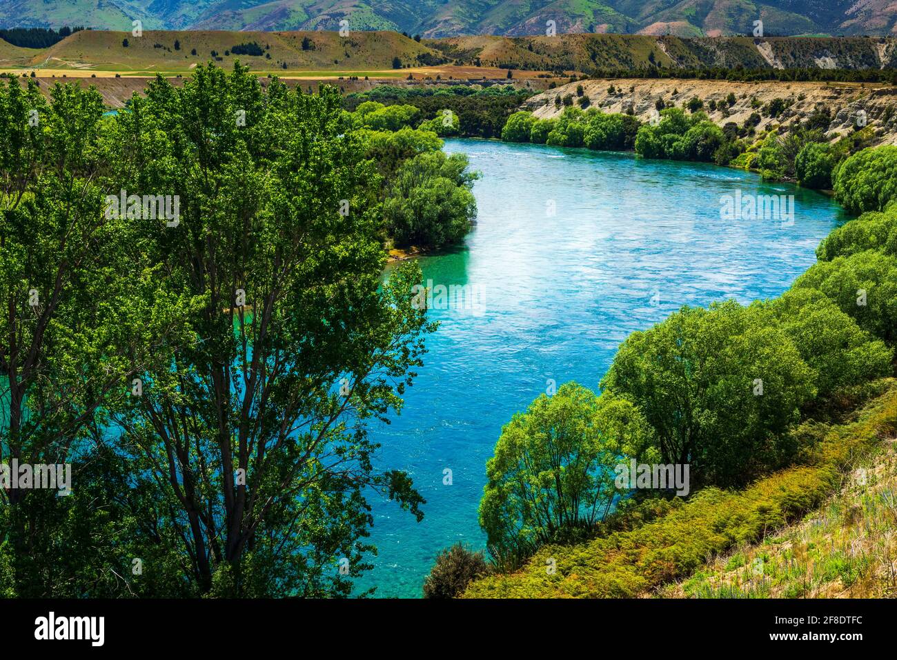 River view from the Upper Clutha River Track, Central Otago, South ...