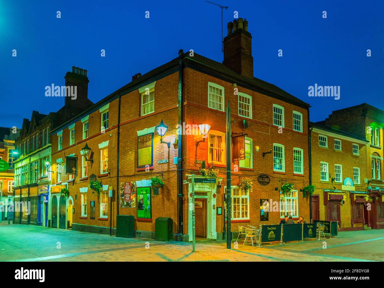 LEICESTER, UNITED KINGDOM, APRIL 9, 2017: Night view of a pub in ...