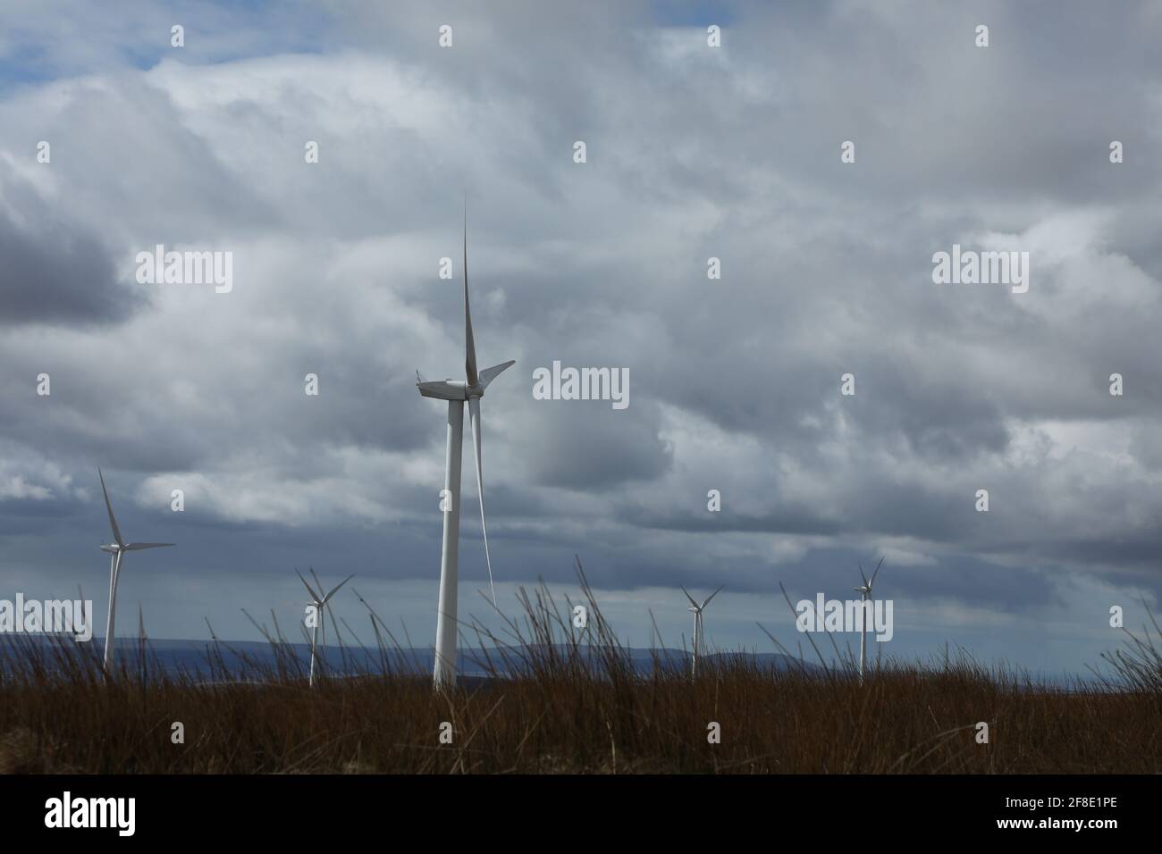 Wind turbine construction storm hi-res stock photography and images - Alamy