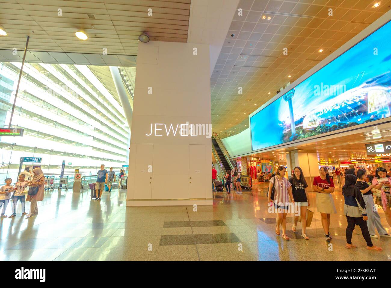 Jewel changi airport singapore hi-res stock photography and images - Alamy
