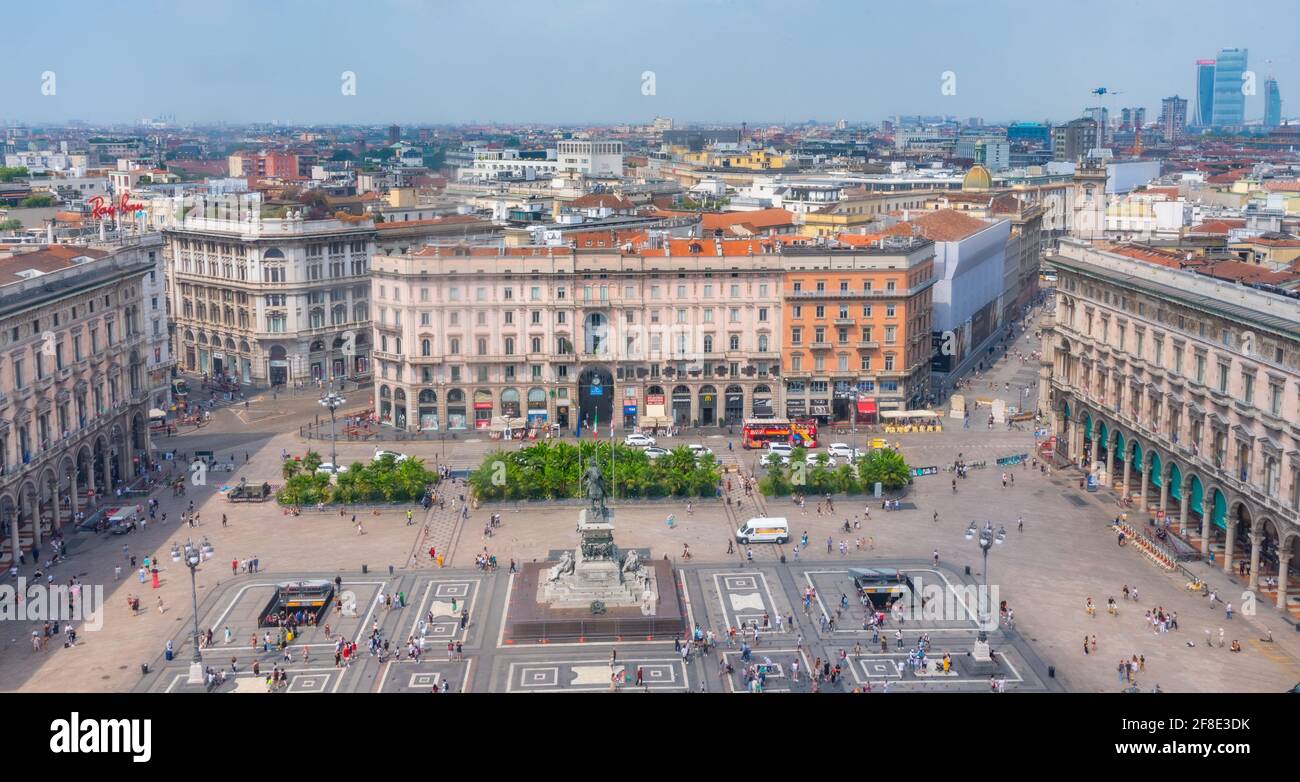 Milan piazza del duomo aerial hi-res stock photography and images - Alamy