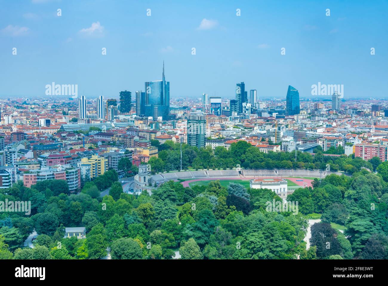 Downtown milano hi-res stock photography and images - Alamy