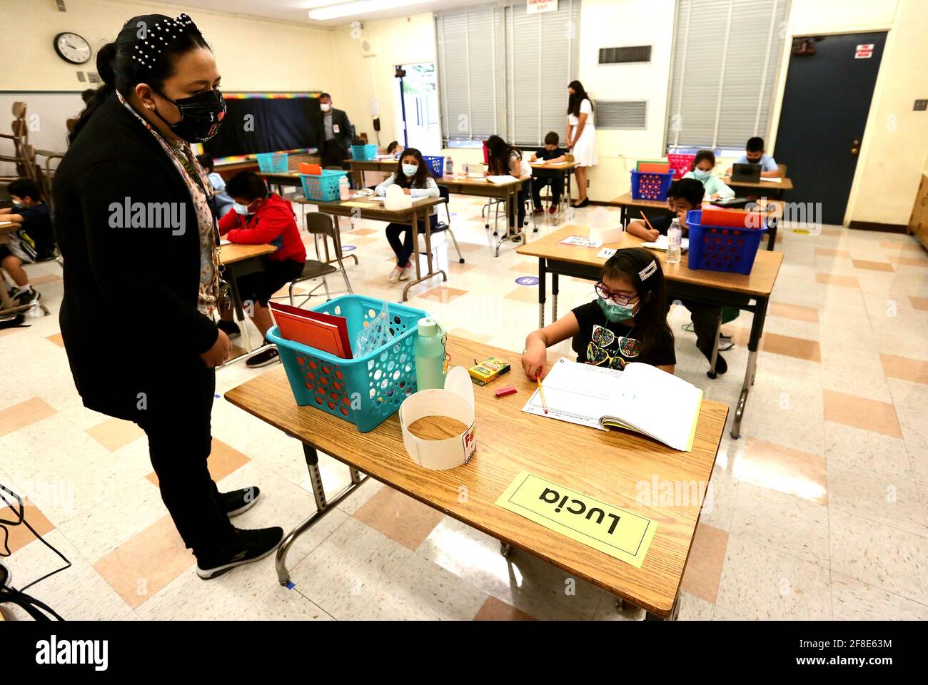 Los Angeles, USA. 13th Apr, 2021. Students attend an in-person class in ...