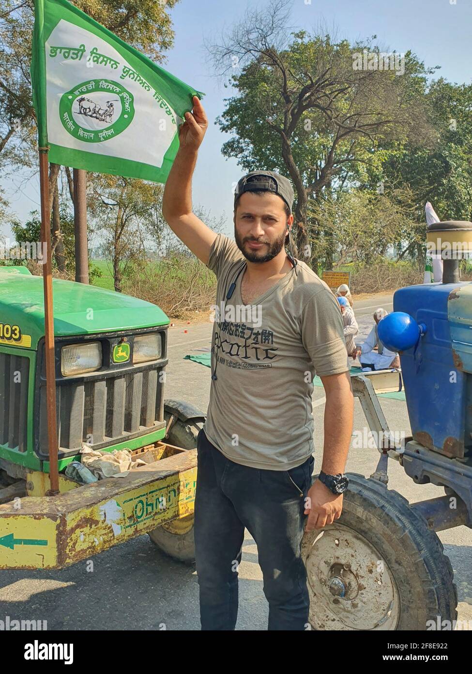 Team of kit wearing doctors are examine the health condition of covid ...