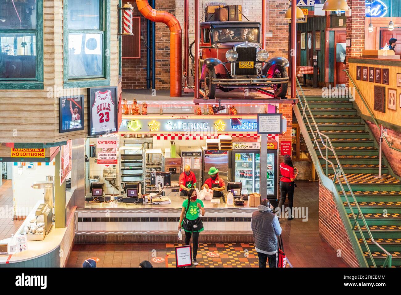 Chicago, Illinois - March 13, 2021: Portillo's Restaurant Located in ...