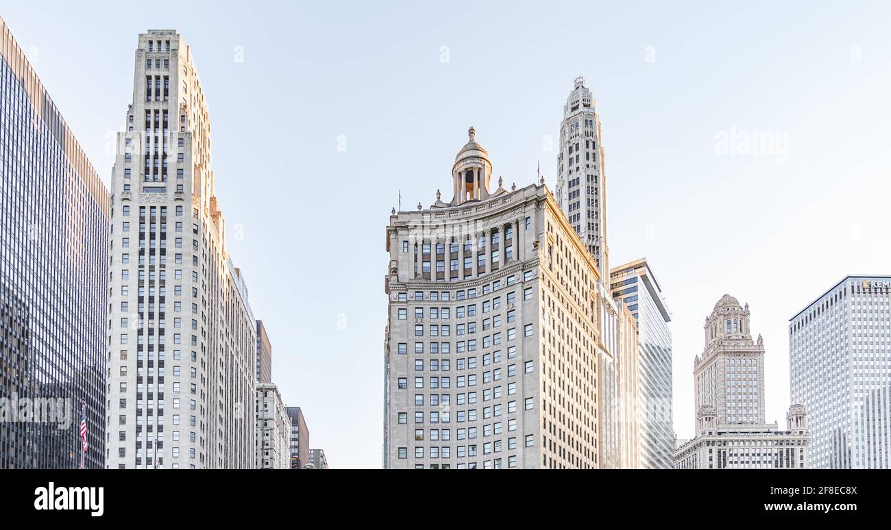 Chicago illinois skyline skyscrapers hi-res stock photography and ...