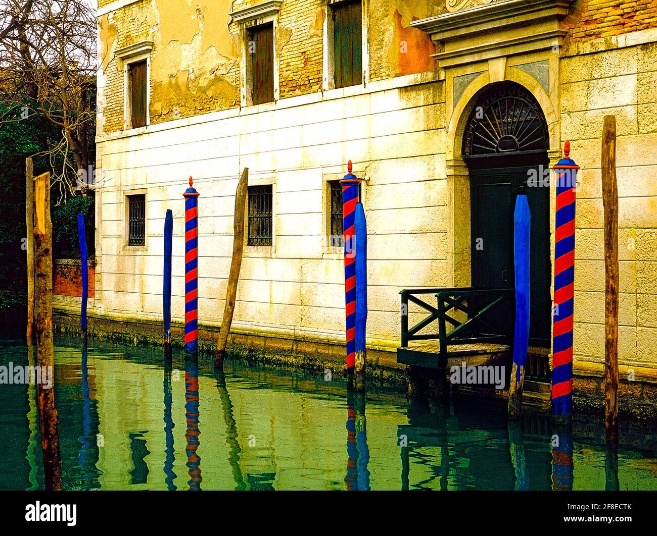 Red and blue striped docking poles hi-res stock photography and images ...