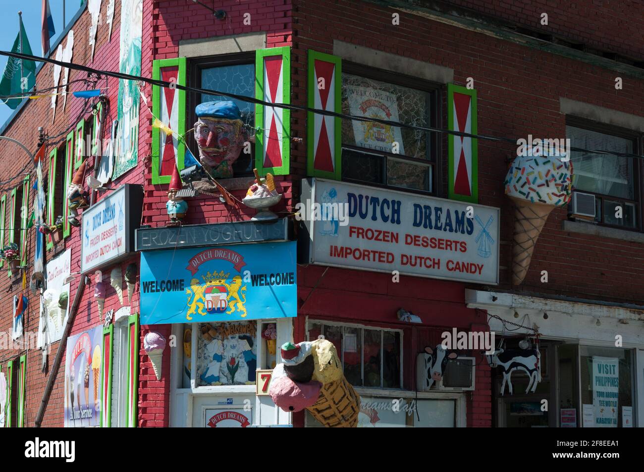 dutch dreams frozen desserts imported dutch candy signs and facade ...