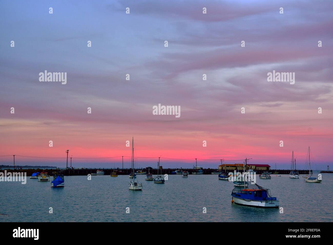 Oamaru bay hi-res stock photography and images - Alamy