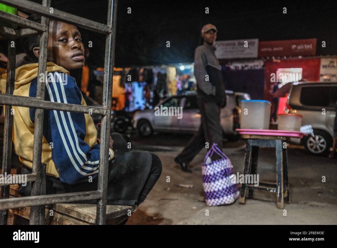 Hunchback woman hi-res stock photography and images - Alamy