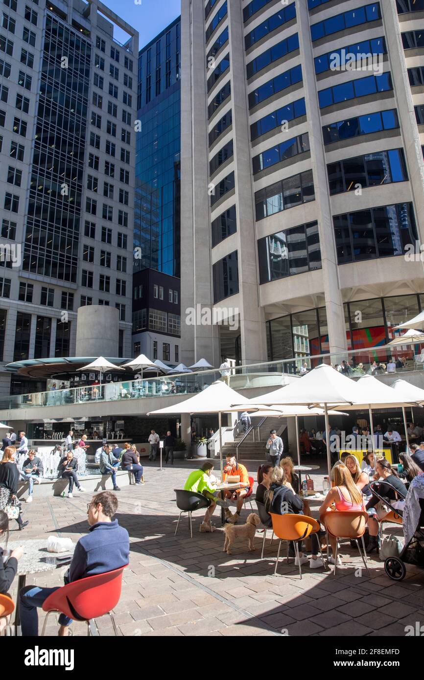 Sydney office workers enjoying alfresco lunch break outside at ...