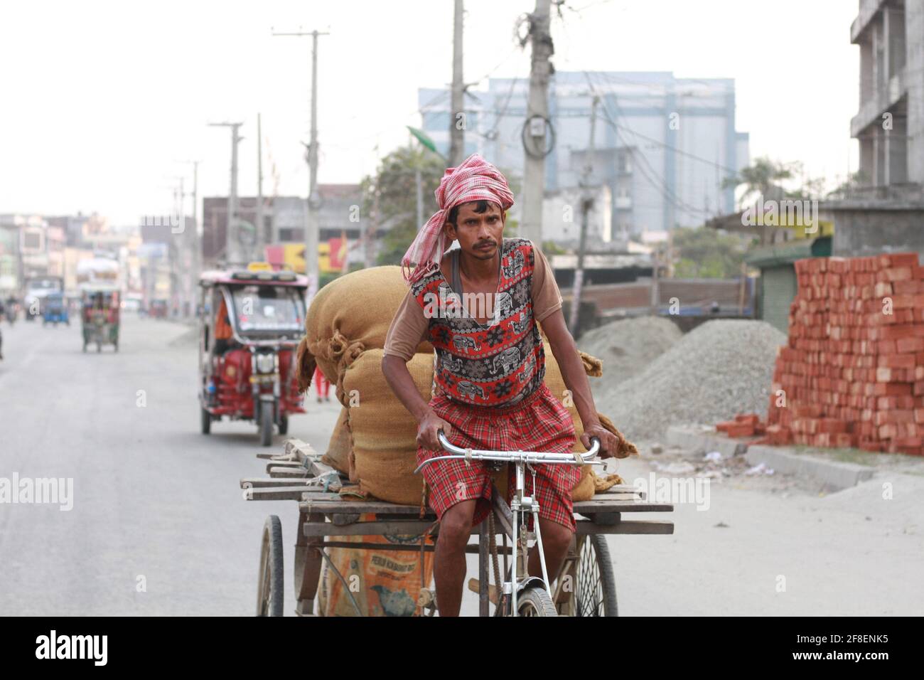 Rickshaw tempo hi-res stock photography and images - Alamy
