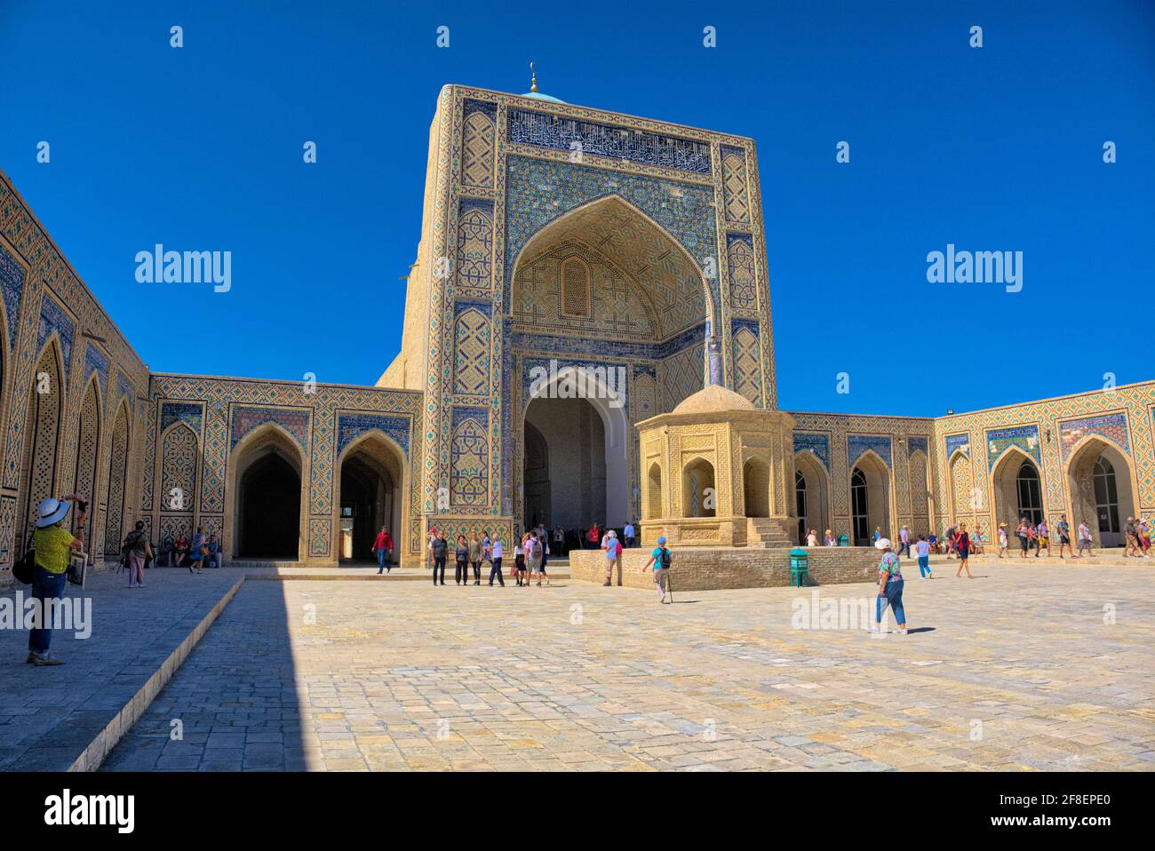 The mosque has been the main Bukhara mosque for 500 years already. It ...