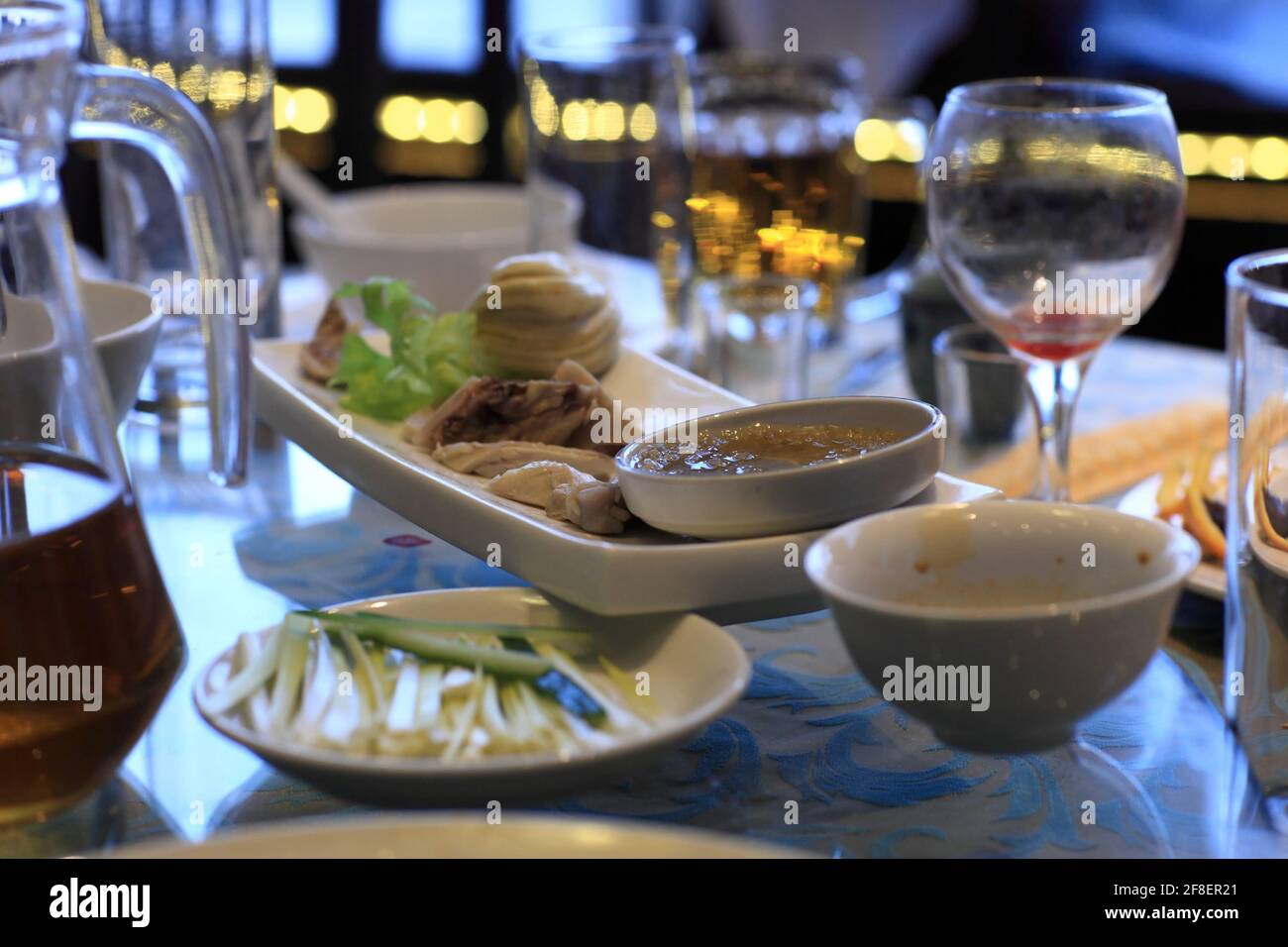 Table set for dinner in a chinese restaurant Stock Photo - Alamy