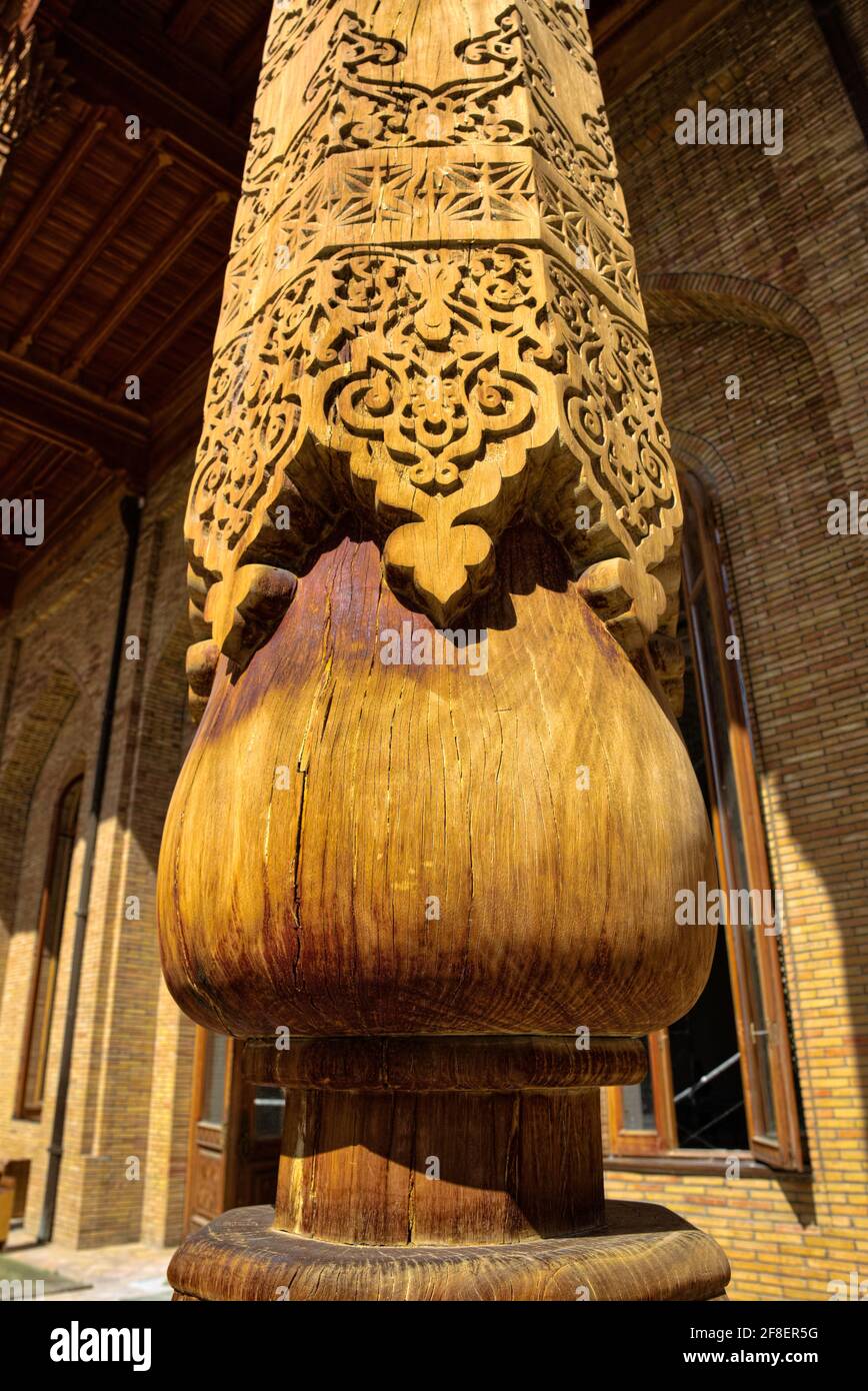 Elements of islamic architecture hi-res stock photography and images ...